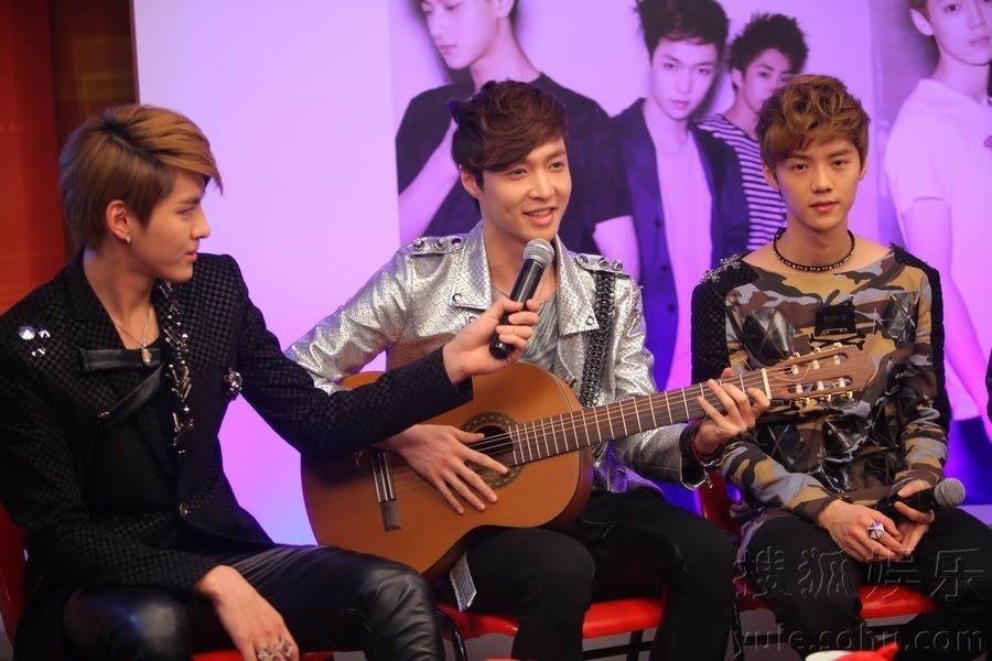 [EXO] Pics Yin Yue Feng Yun Bang 12th & Sohu Live Chat 114P | บันเทิง | 3056265