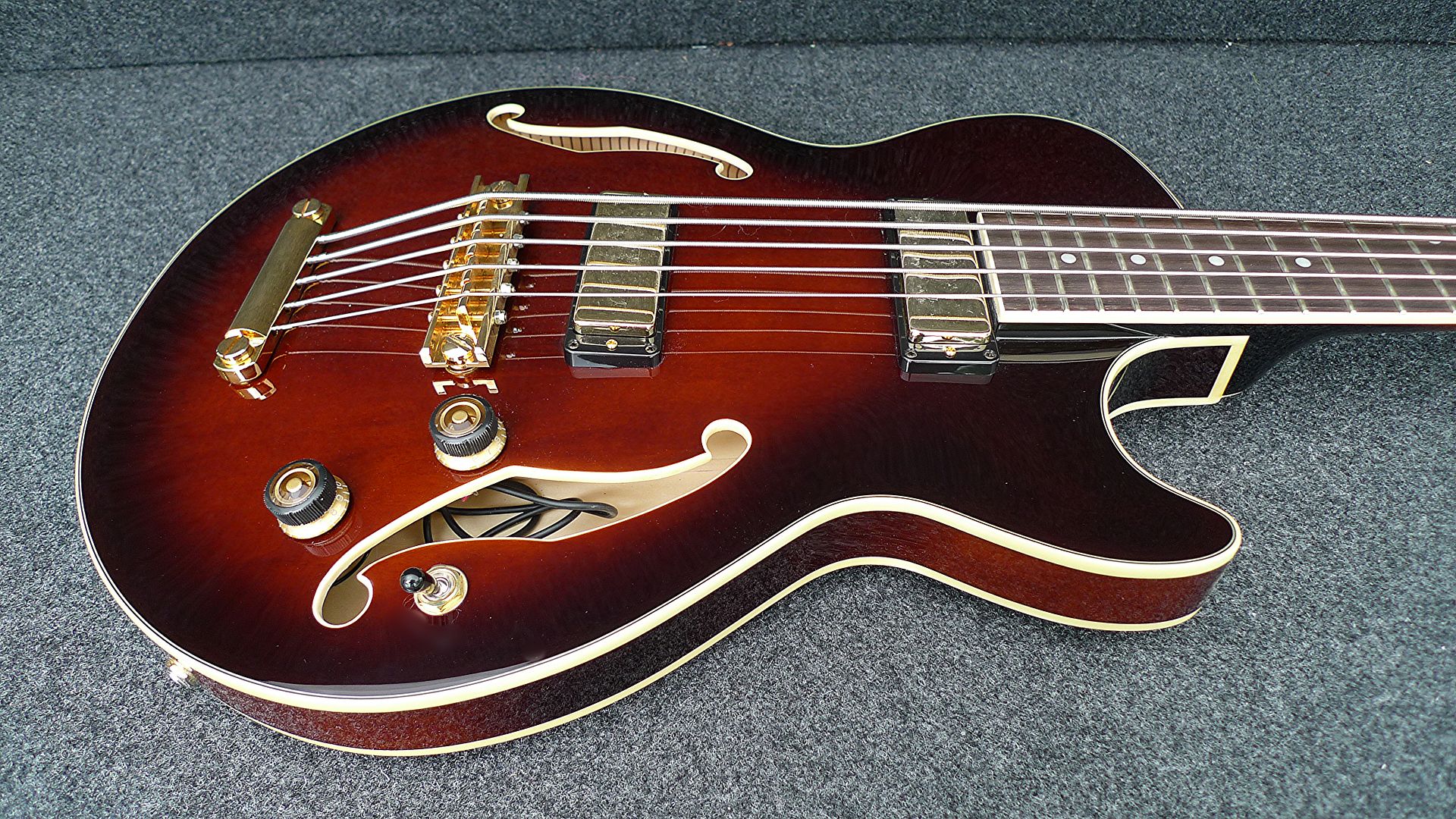 Ibanez Artcore AGB205-DVS 5 STRING Semi-Hollow Thinline Bass VINTAGE ...